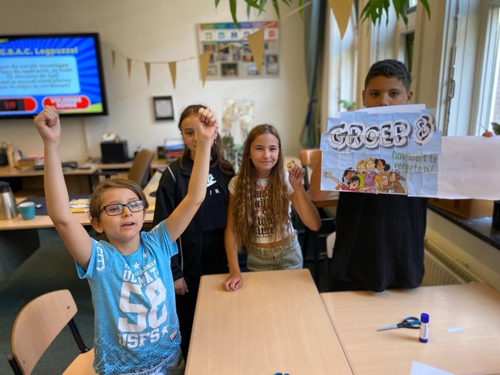 Afscheid groep 8 deel I - Feest in eigen klas - De Mare